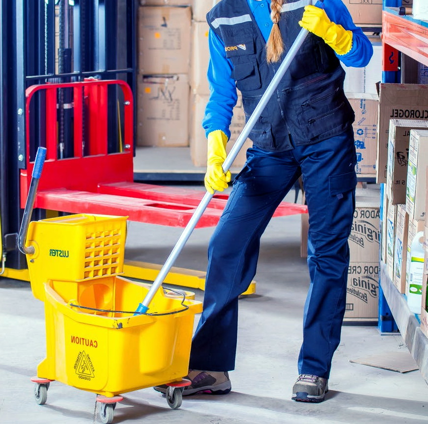 Op zoek naar een schoonmaakbedrijf? - Vergelijk prijzen en aanbieders